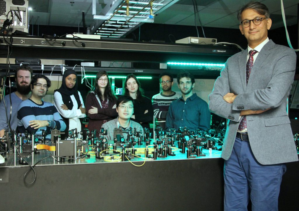 Q-SORT scientist Ebrahim Karimi’s quantum simulator – Q-SORT